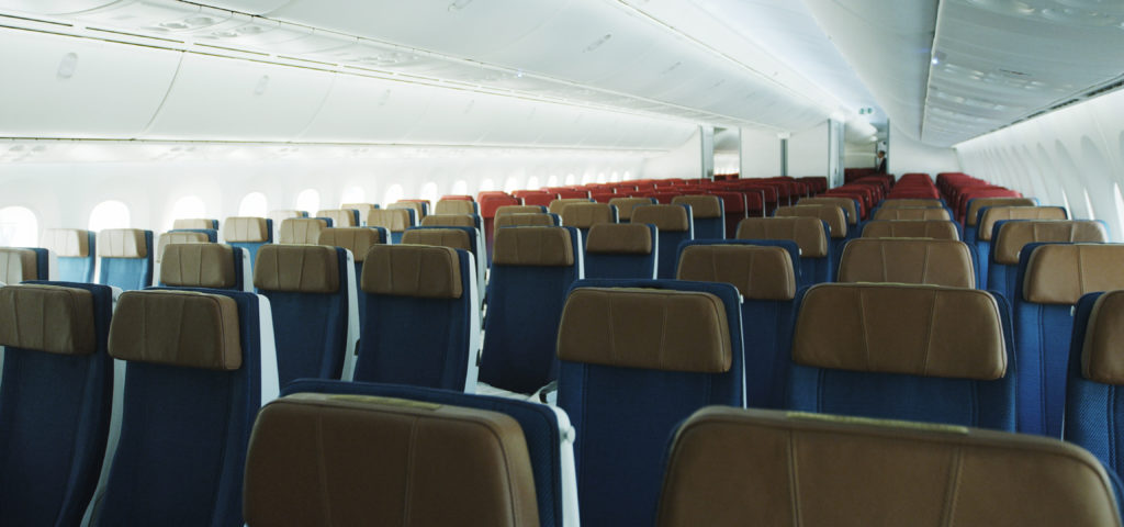 Primer Boeing 787 con nuevas cabinas de LATAM despega desde Santiago - AeroErmo