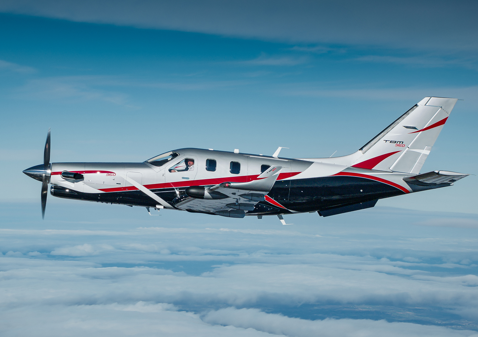 Daher lanza el avión turbohélice muy rápido TBM 960 con potencia ...