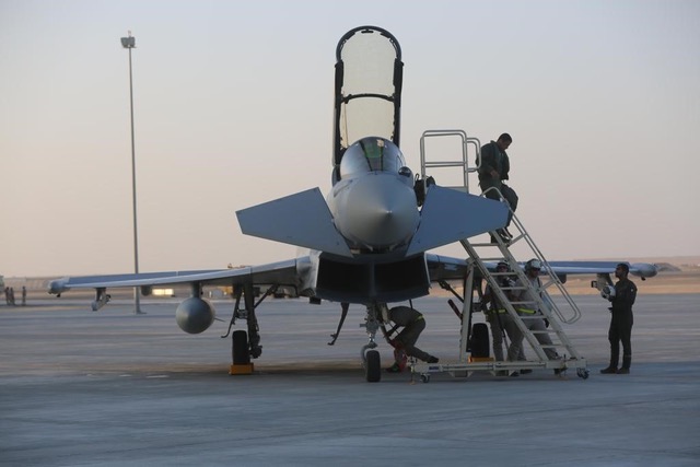 El quinto y sexto Eurofighter Typhoon aterrizaron en Kuwait - AeroErmo