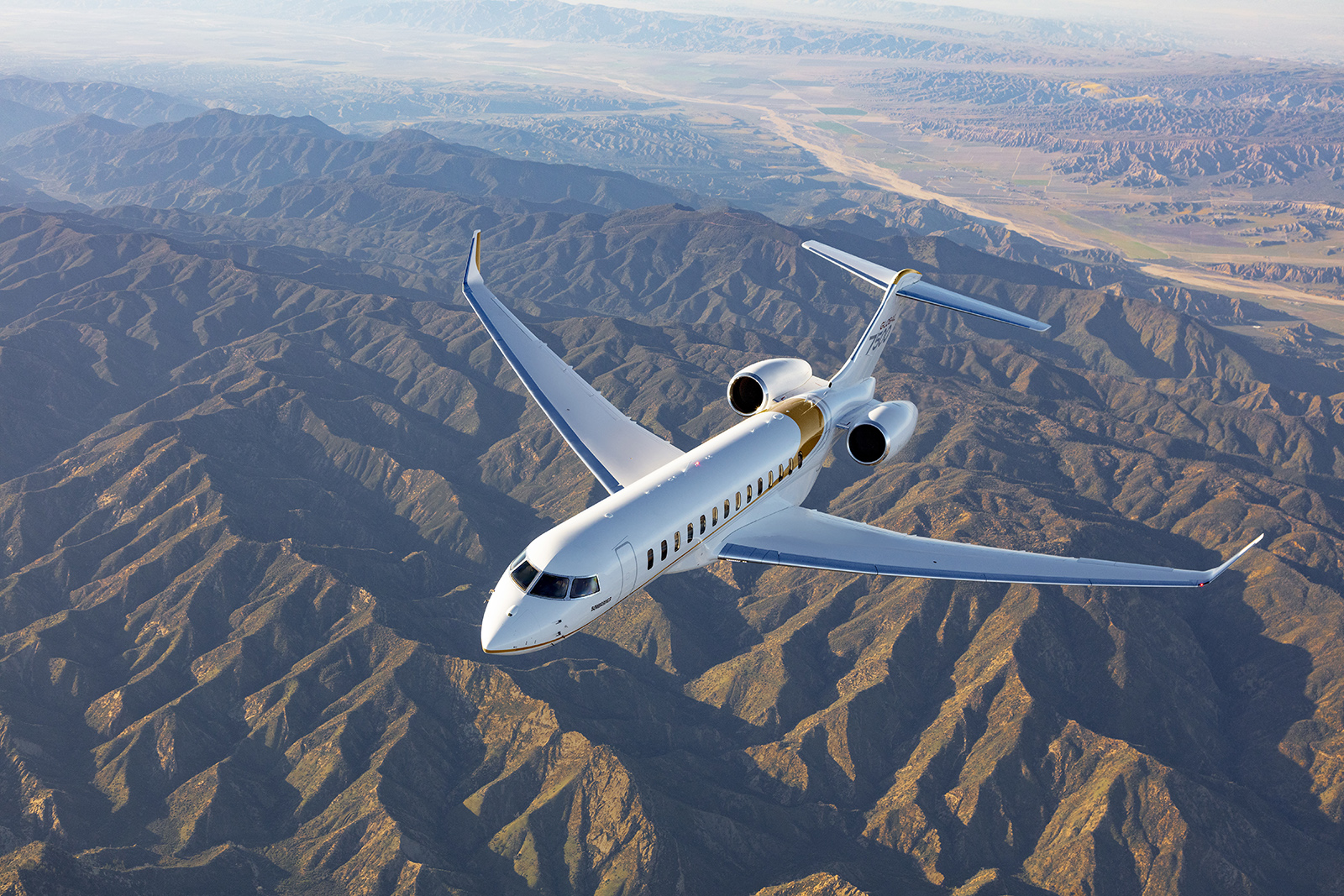 El Global 7500 de Bombardier, avión líder en la industria recorre activamente Asia, mostrando ...