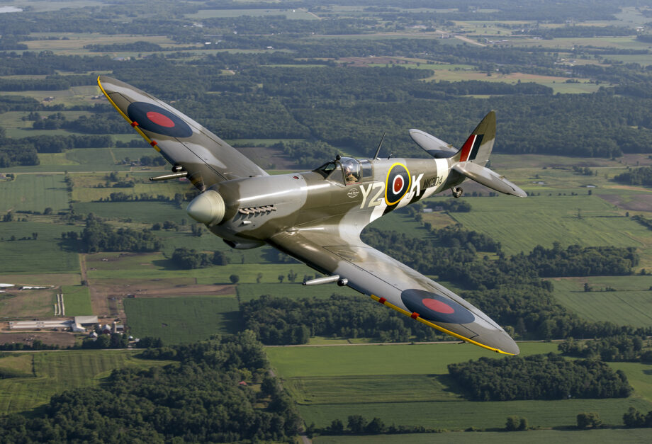 El “Victory Flight” de Vintage Wings of Canada volará en EAA AirVenture ...