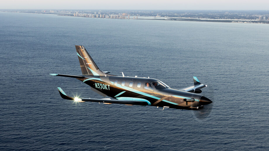 La última versión del TBM 960 de Daher hizo su debut en los Estados ...