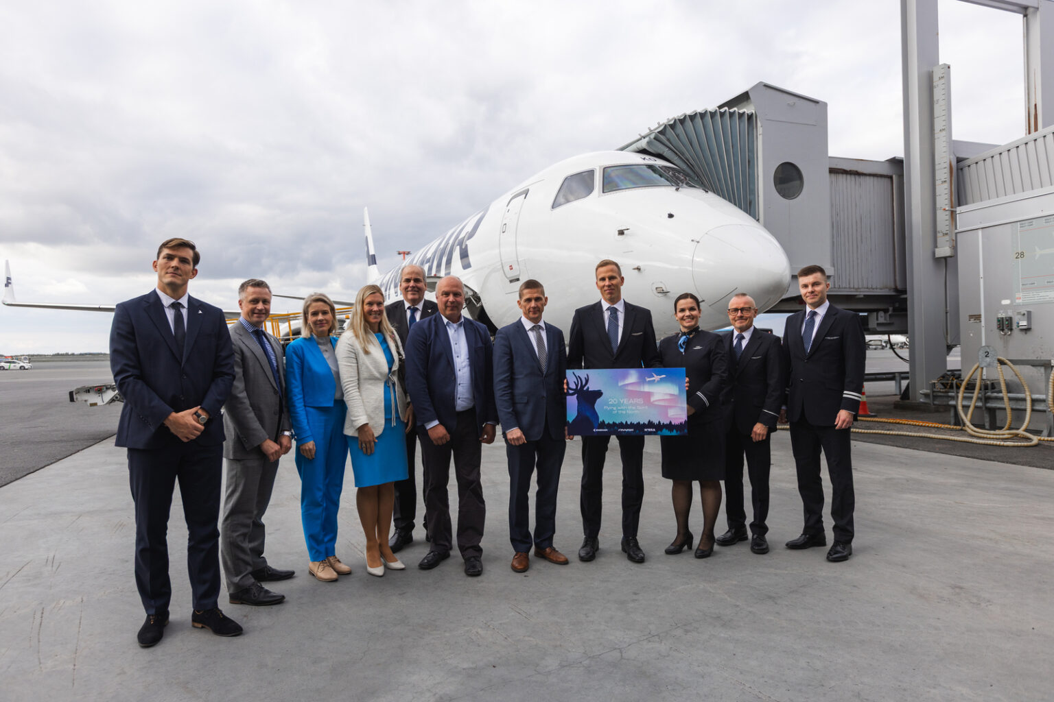 Embraer celebra 20 años de servicio con E-Jets junto a Finnair y Norra ...