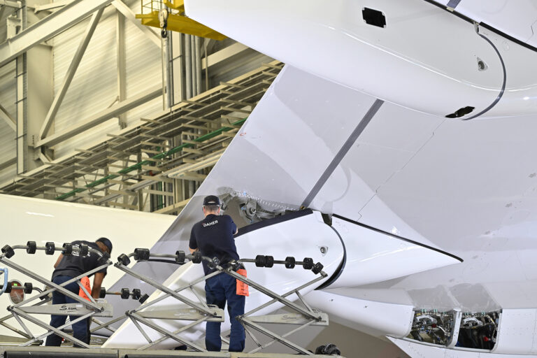 Daher refuerza su presencia en las líneas de ensamblaje final del A321 ...